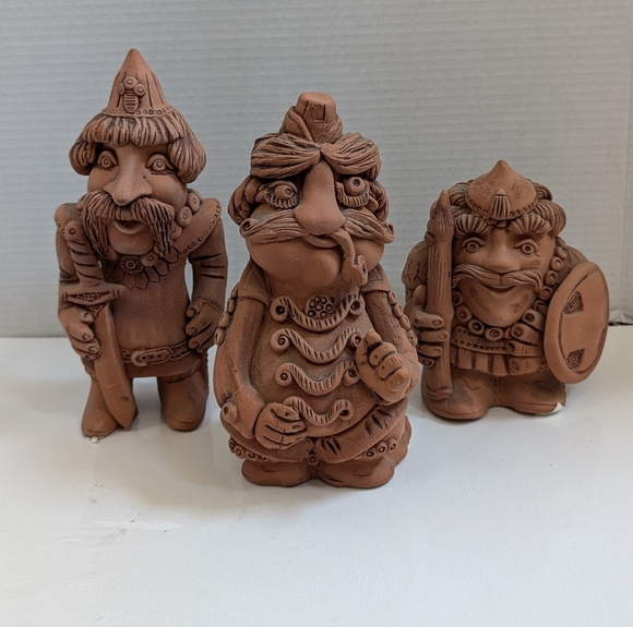 Art | Vintage Clay Folk Art Statue Handmade Set Of 3 Men Sculptures ...